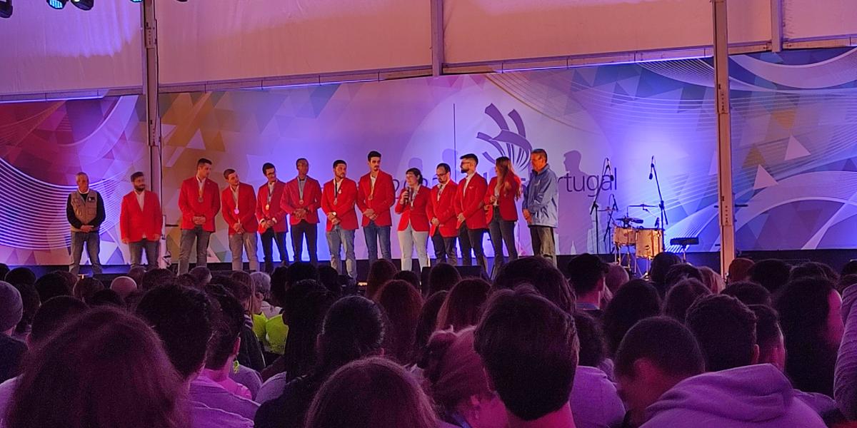 Alunos do AEAAV na final do World Skills Portugal :: AEAAV